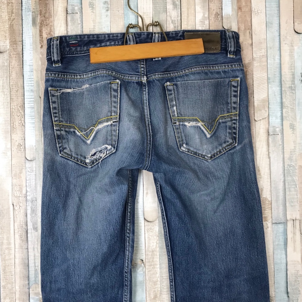 Diesel 29 Distressed Viker R Box Straight Jeans - Gem